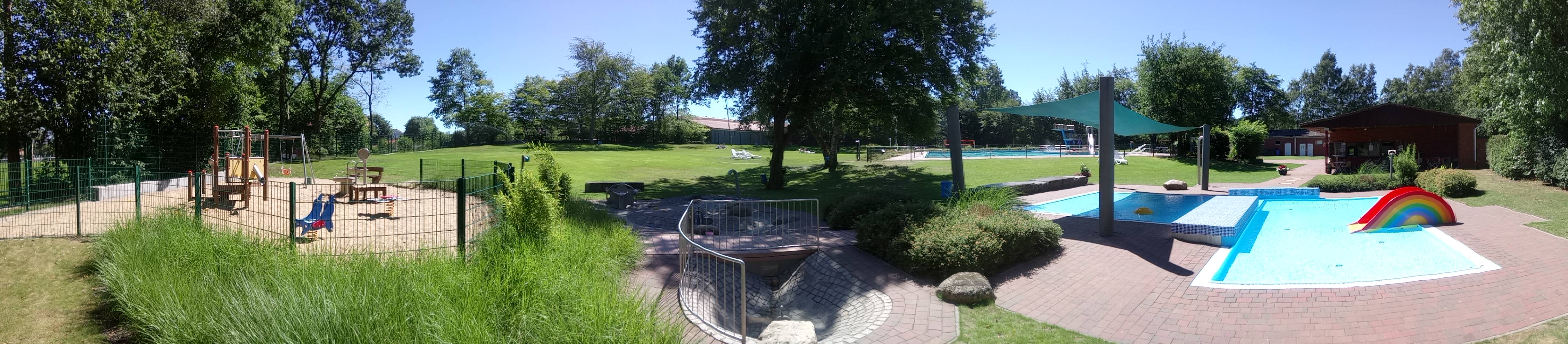 Badespass | Das Frei- und Hallenbad in 49439 Steinfeld - Das Freibad